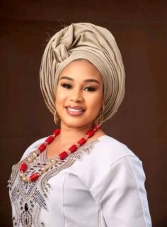 Oyo LG Chairmen Felicitates Chief Mrs. Ramata Dabo on Her Birthday ...